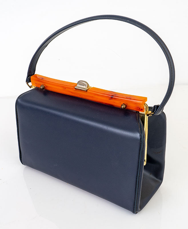 1950s Vinyl Purse with Bakelite: Ballyhoovintage.com