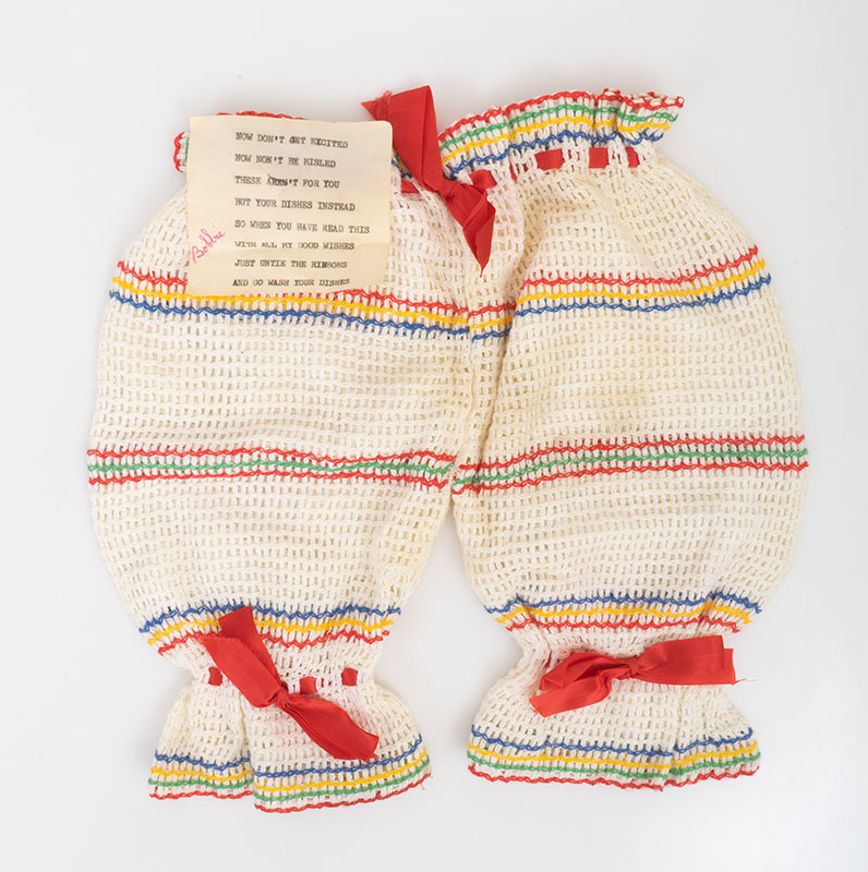 1950s Bloomers Novelty Pot Scrubber: Ballyhoovintage.com