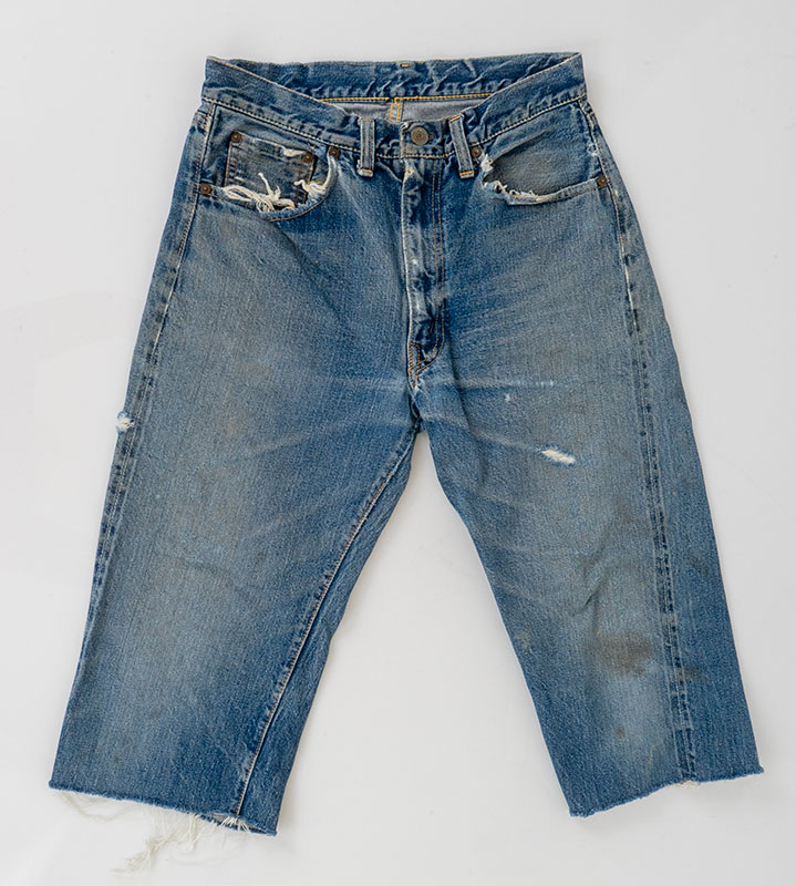 Early 1960s Levi's 505 Cut Off Clam Diggers: Ballyhoovintage.com