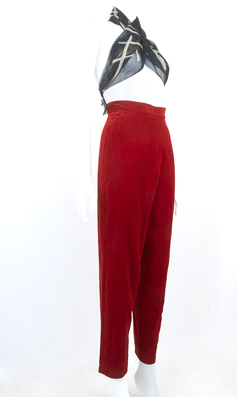 1950s Gump's Red Velvet Toreador Pants: Ballyhoovintage.com