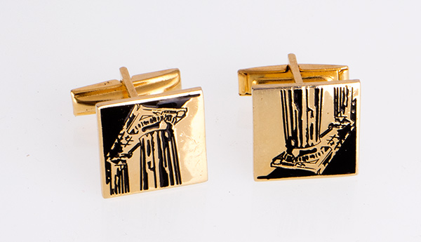 Classic Architecture Vintage Cufflinks: Ballyhoovintage.com