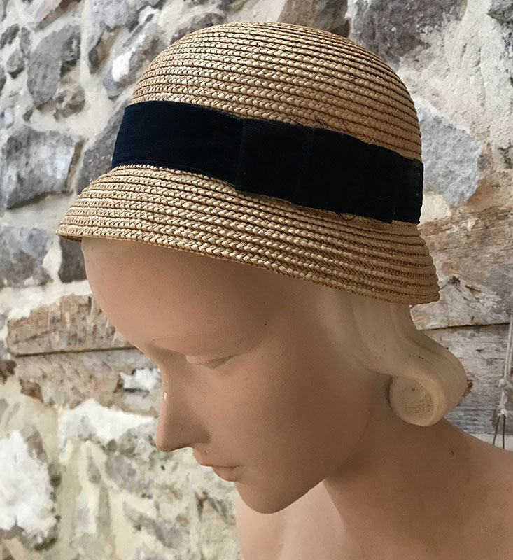 1920s-30s Straw Cloche: Ballyhoovintage.com